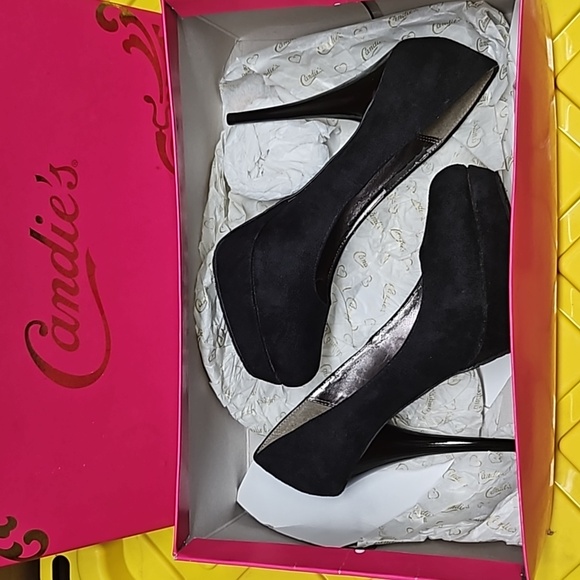 Candie's | Shoes | Shoe Sale Vintage Candies Black Pump Style Heels Sz ...